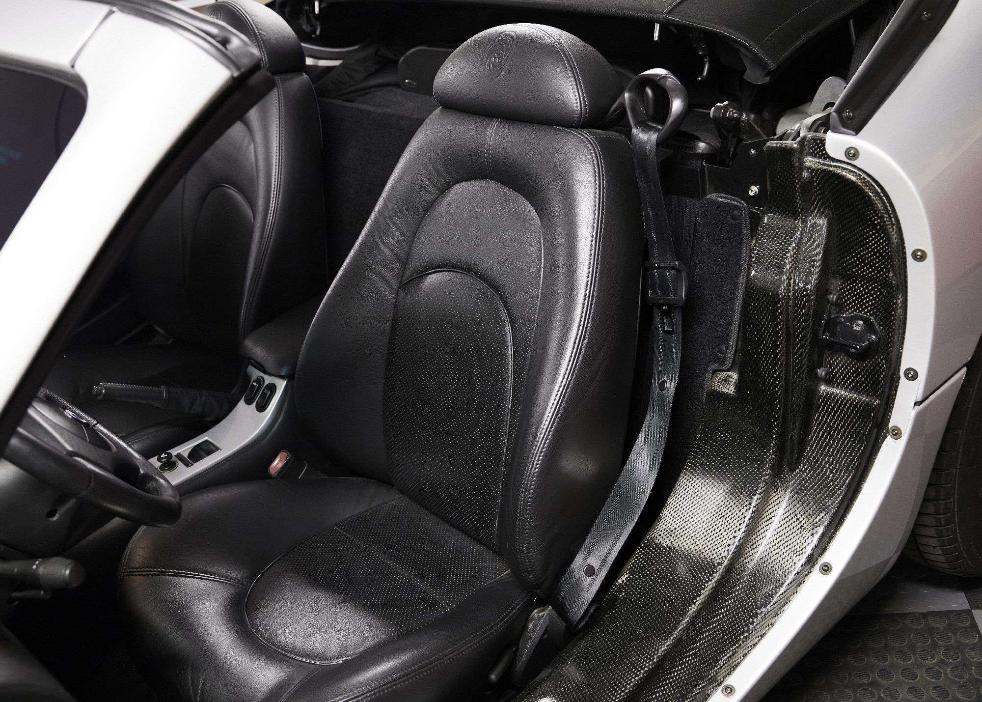 #0073 2002 Panoz Esperante Roadster 5-speed | West Coast Dream Machines